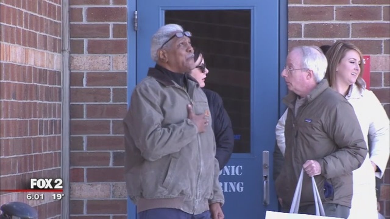 Charges dismissed against Detroit man 45 years after murder conviction ...