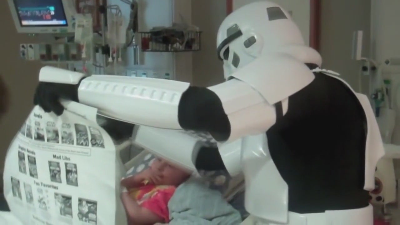 'Star Wars' characters visit children in hospital | FOX 2 Detroit