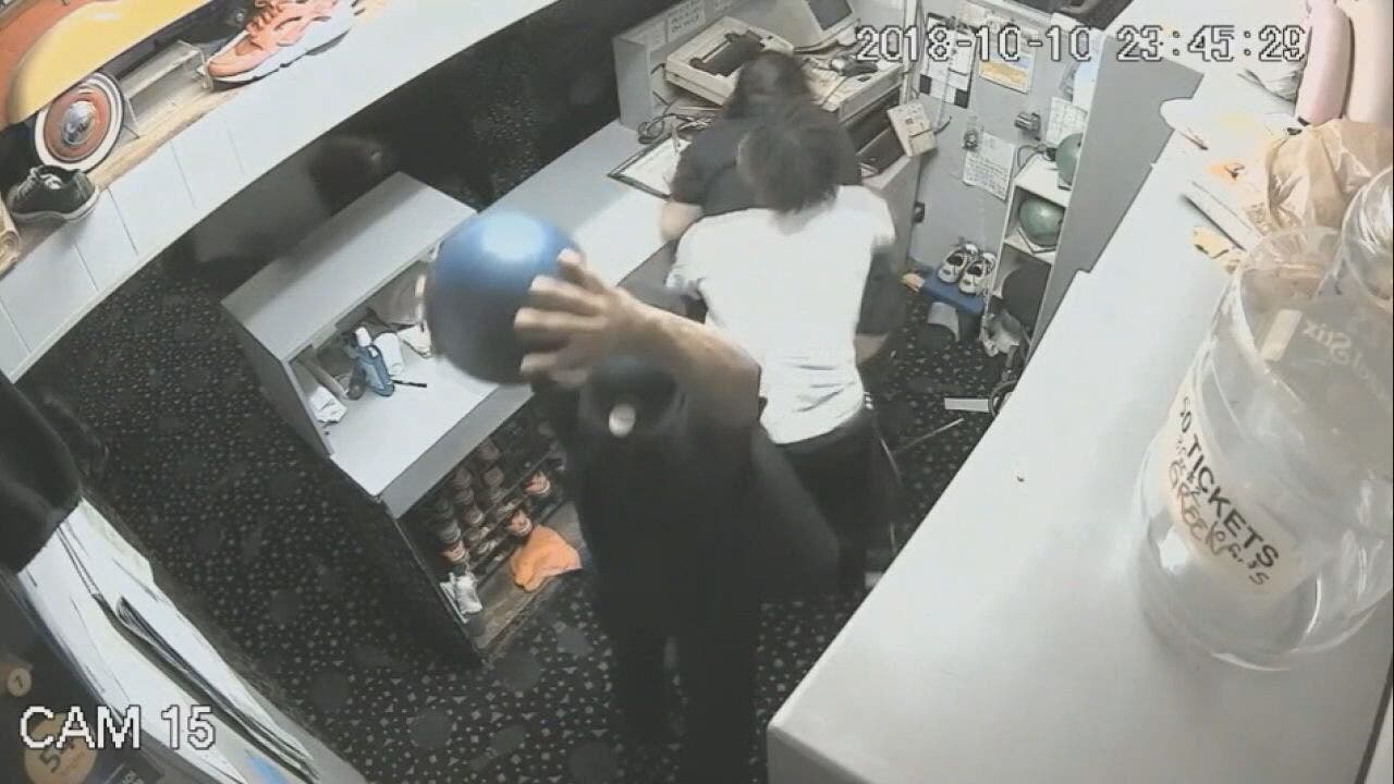 Second man in bowling alley attack faces sentencing | FOX 2 Detroit