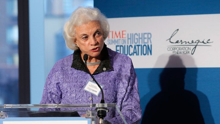 Sandra Day O'Connor announces likely Alzheimer's diagnosis