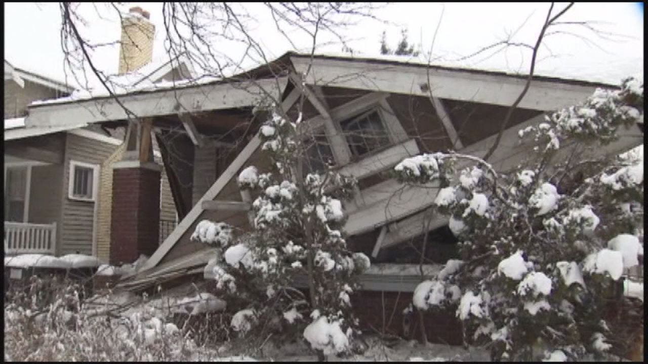 Falling house finally demolished after being an eyesore for years | FOX ...