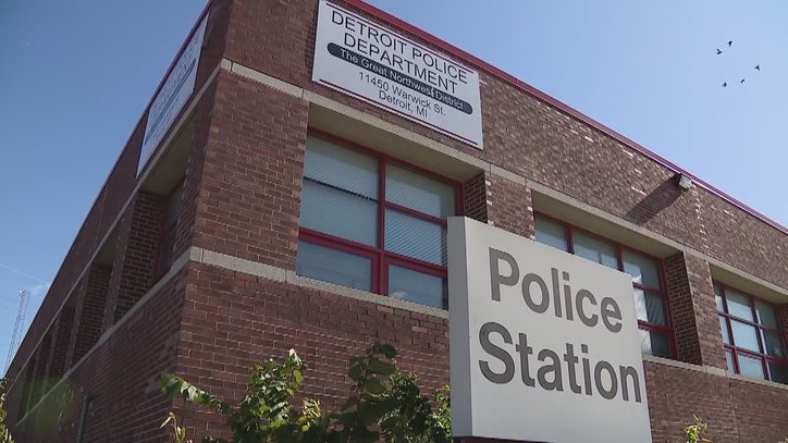 Ex-Detroit police captain sues claiming he was fired over 6th Precinct ...