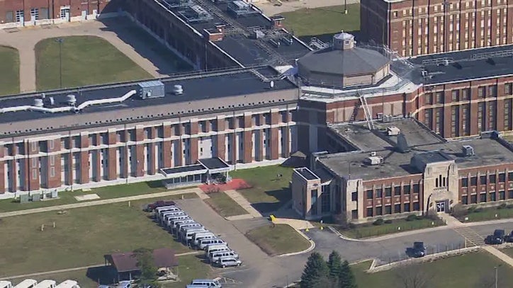 Jackson prison suffering COVID-19 outbreak leaving relatives of inmates ...