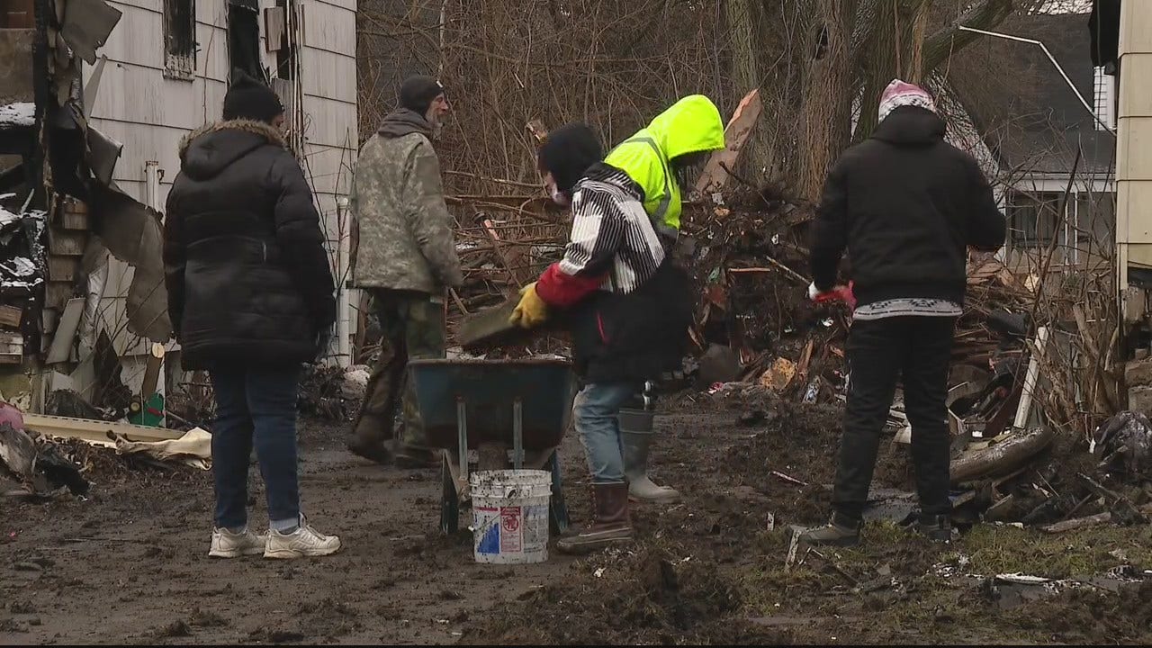 Detroit Blight Busters clean up community in honor of MLK Day