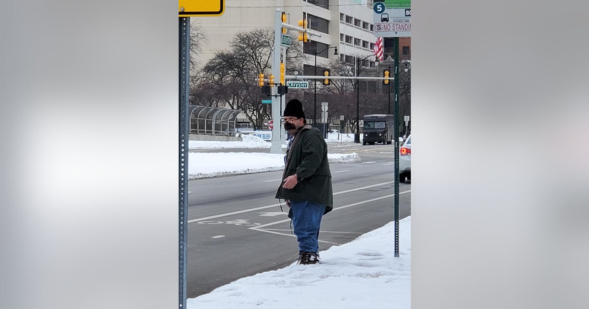 Detroit police looking for suspect who charged elderly woman at ...