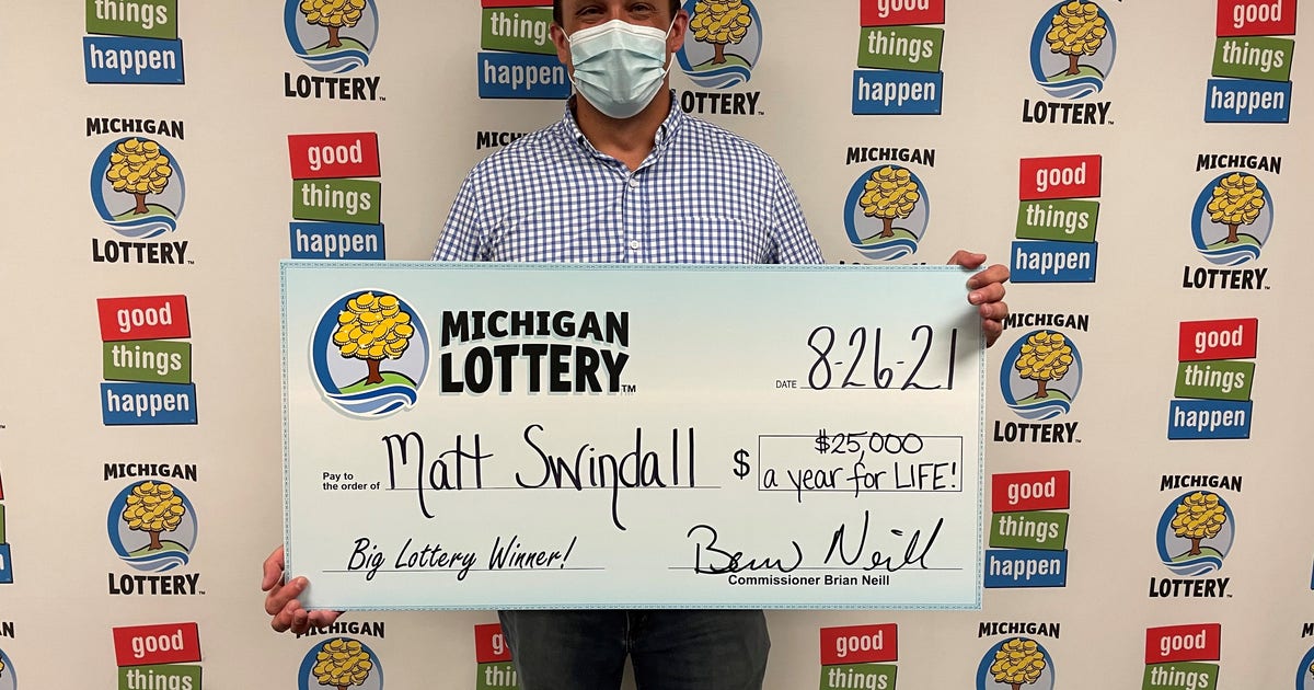 Dearborn Heights man wins $25K for life, wife tells him he's dreaming ...