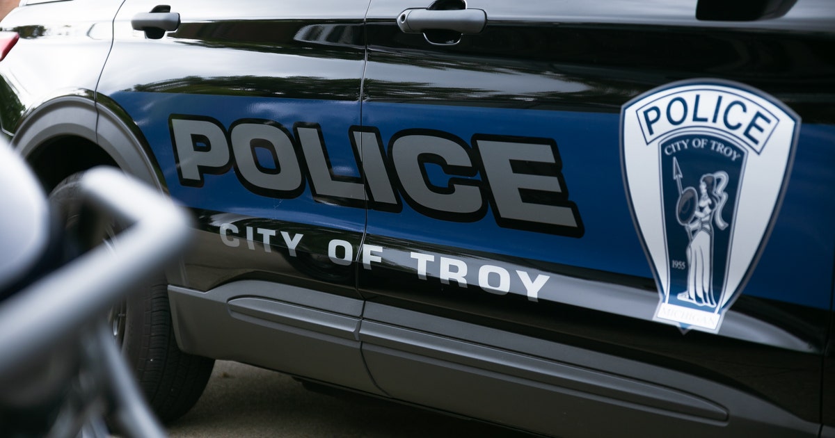 Drunk driver arrested after going wrong way on I-75 with young kids in ...