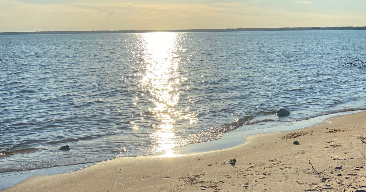 Metro Detroit beach on Lake St. Clair under contamination advisory for ...