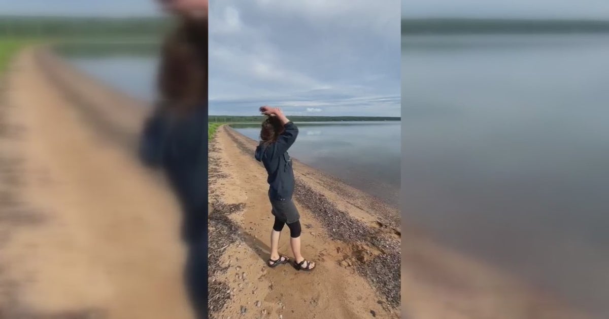 Professional stone skipper from Michigan takes aim at Mackinac Island ...