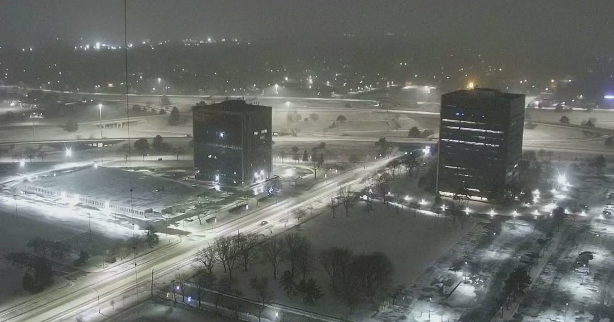 Michigan road conditions: 'Double whammy' of winds, temperatures making ...