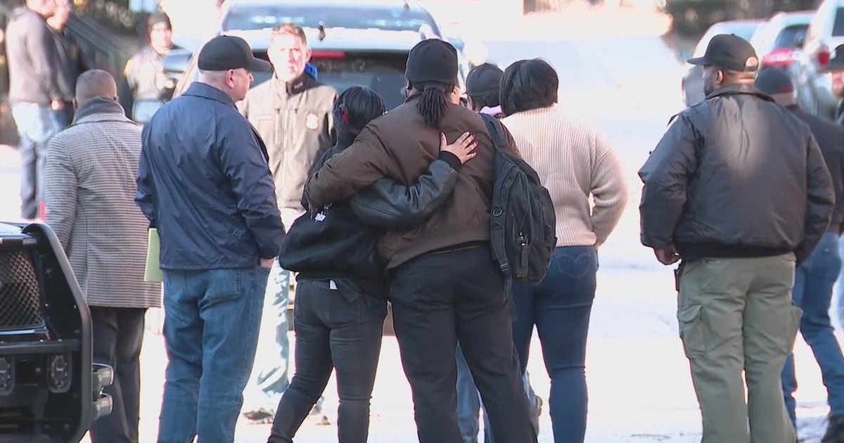 Two Detroit police officers found dead from apparent murder-suicide ...