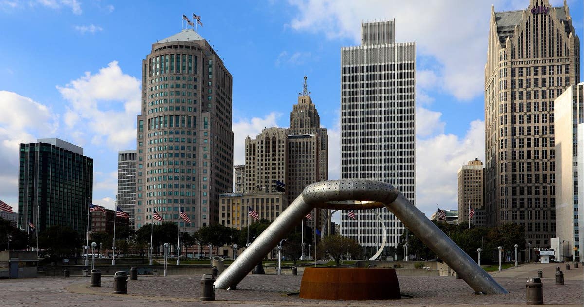 Dodge Fountain in Hart Plaza returns to form Friday | FOX 2 Detroit