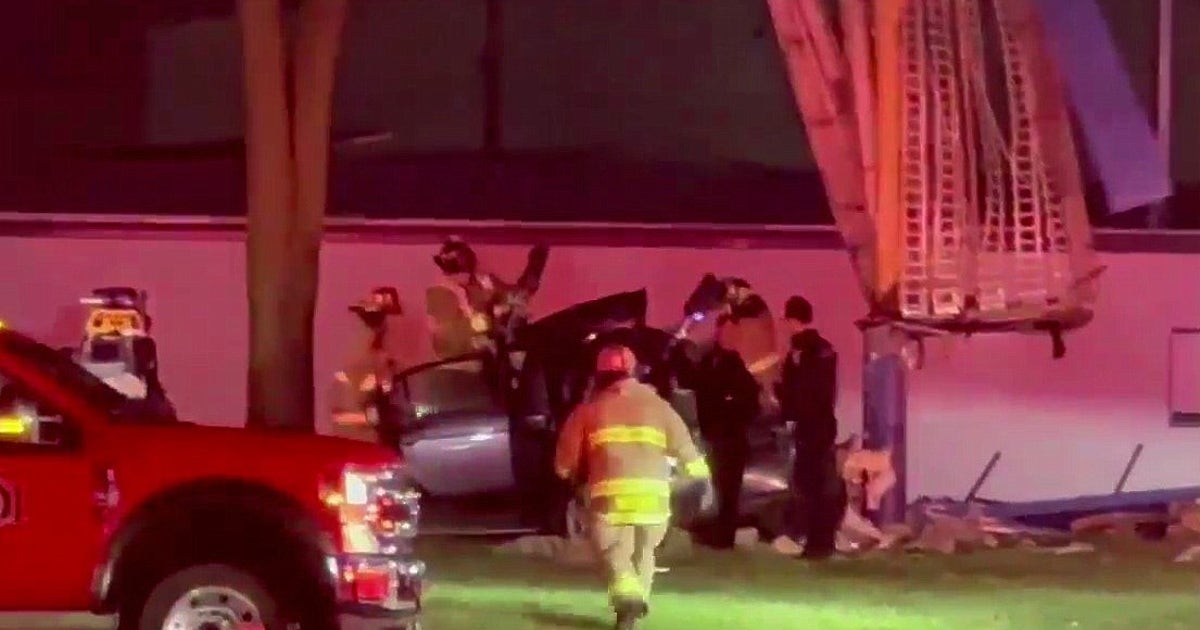 17-year-old in critical condition after rollover crash in Sterling ...
