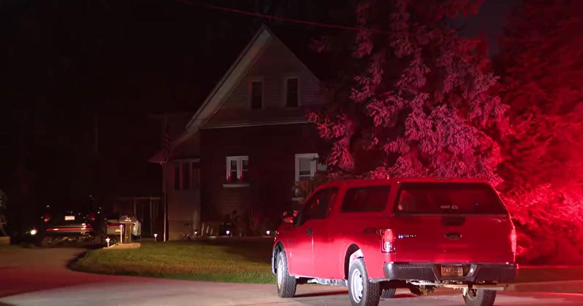 Explosion in Sterling Heights garage severely injures man | FOX 2 Detroit