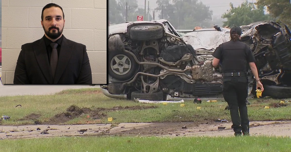 Warren police officer charged with manslaughter after fatal crash that ...
