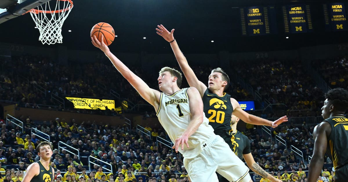 Gayle scores late to give Michigan 85-83 win over Iowa for Wolverines ...