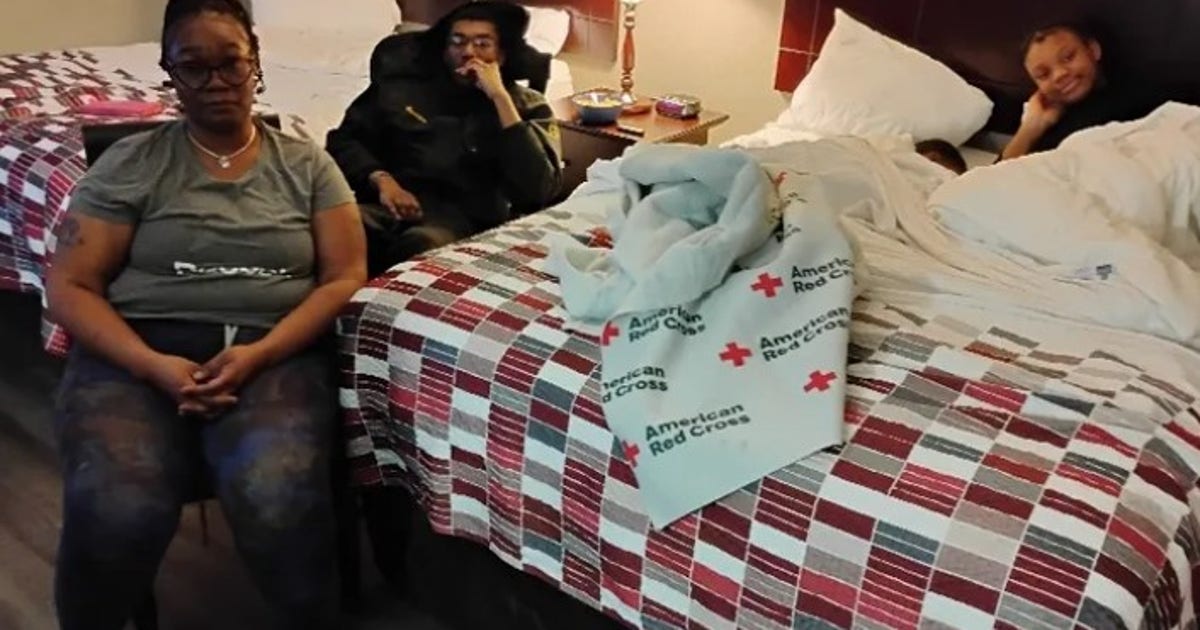 House fire causes family to lose everything two weeks before Christmas ...