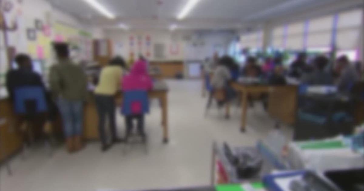 Detroit high school students to be paid for perfect attendance | FOX 2 ...