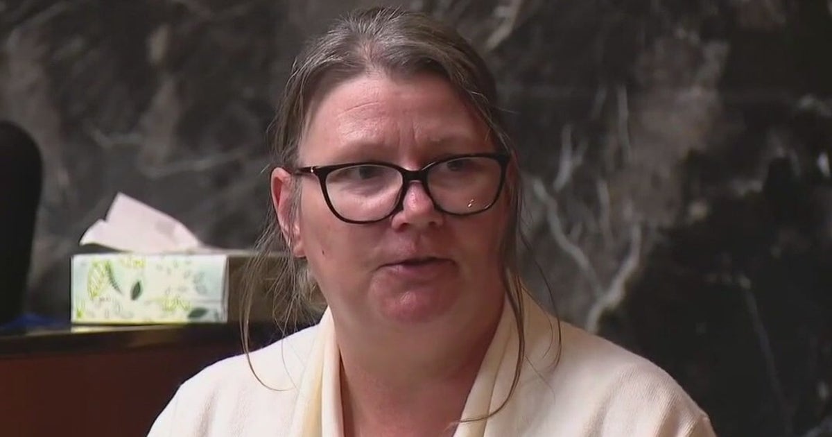 Jennifer Crumbley's team asks for prosecutor to be removed from her ...