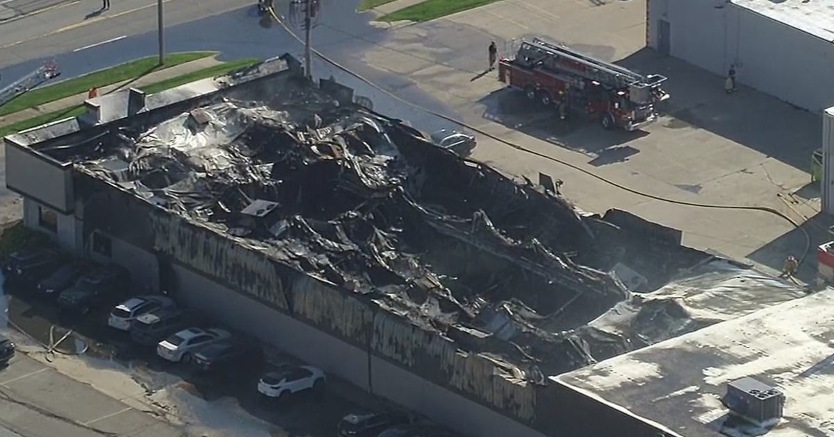 Roseville building fire investigation could take weeks, authorities say ...