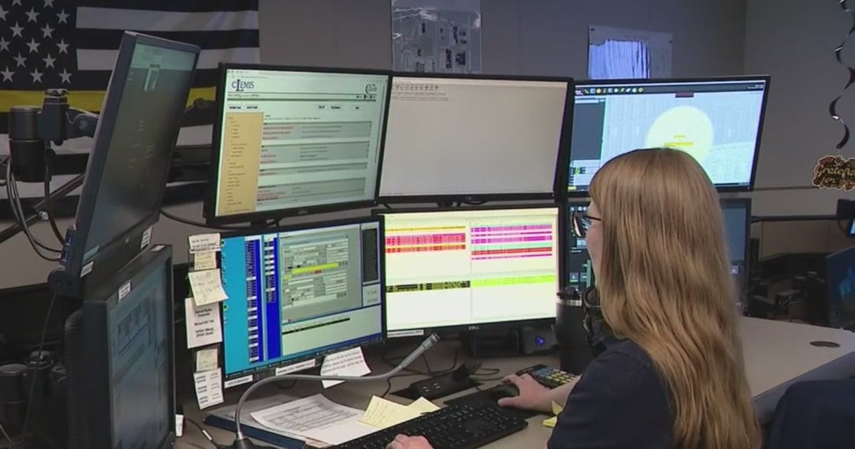 National Dispatcher Week highlights Warren's 911 Call Center challenges ...
