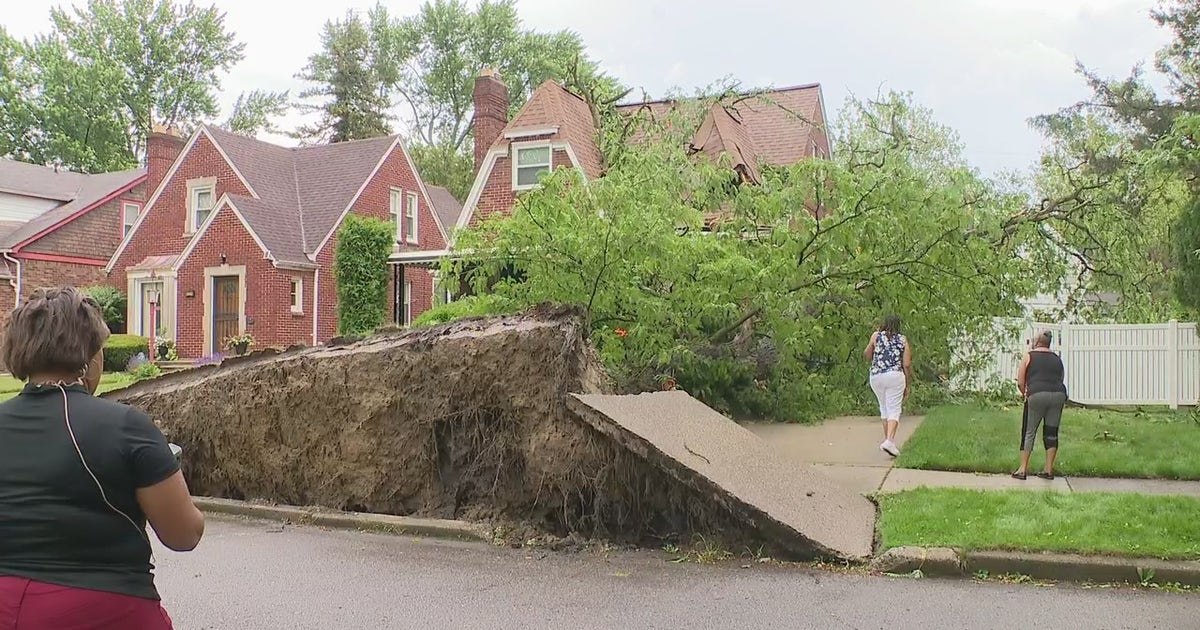 Severe weather strikes Metro Detroit with 30k outages, flooded highways ...