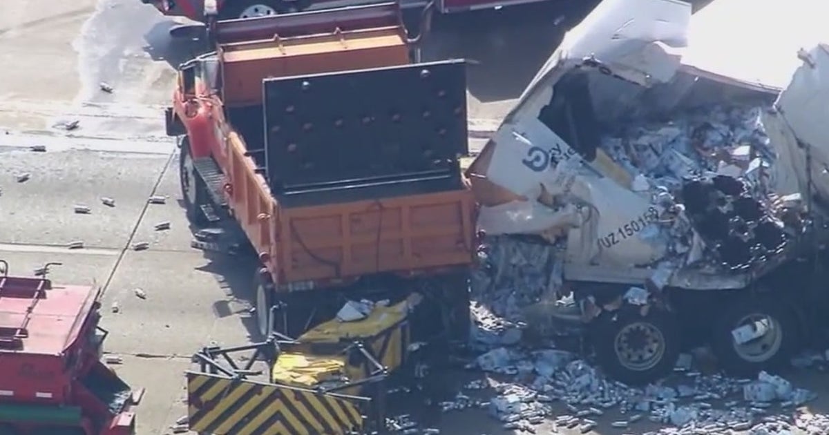 Fatal I-75 crash ends with mangled vehicles, injured MDOT workers, and ...