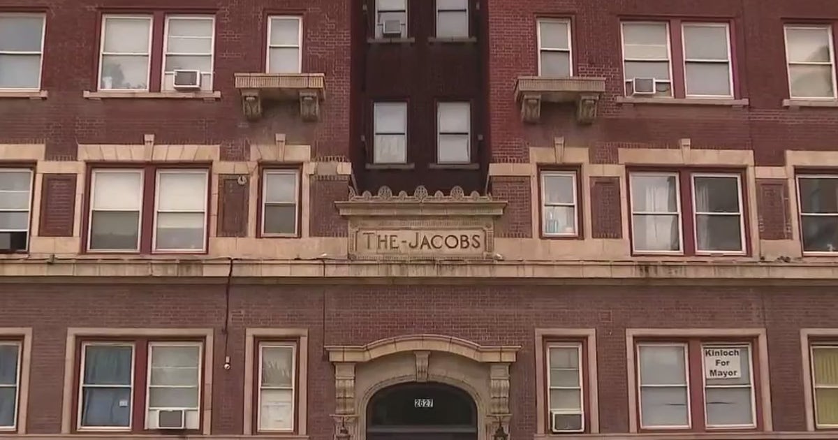 Tenant fed up with dilapidated Detroit apartment owned by controversial ...