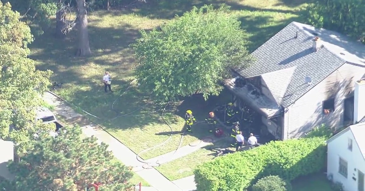 Woman dead, 2 children in critical condition after house fire on ...