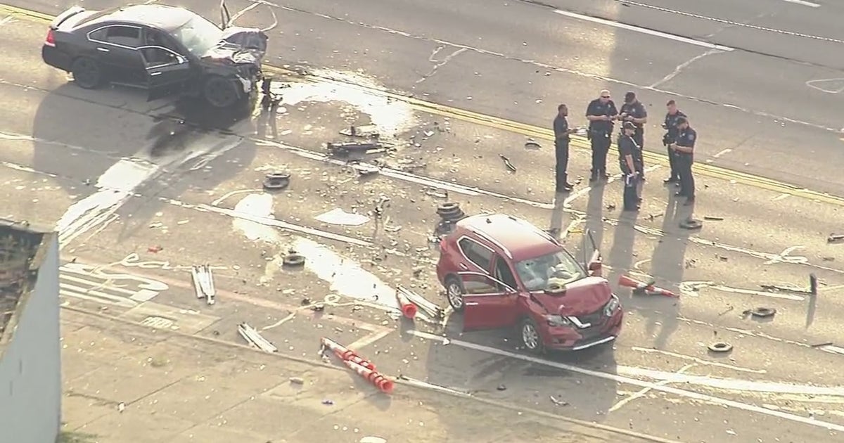 1 dead in multiple vehicle crash on Gratiot in Detroit | FOX 2 Detroit