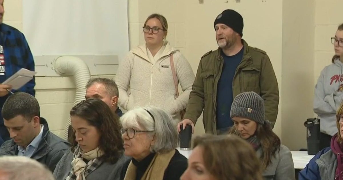 Saline Township residents express anger over new AI data center | FOX 2 ...