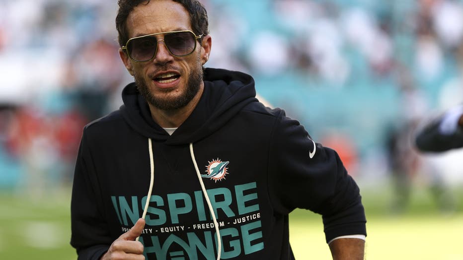 Report: Lions have contacted ex-Dolphins coach Mike McDaniel for OC ...