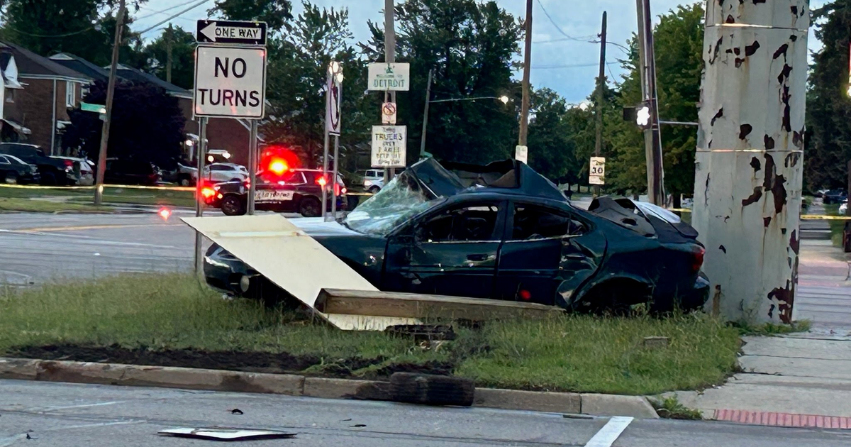 Teen facing murder charge, four juveniles also charged in deadly crash ...
