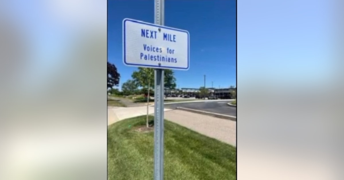 'Voices for Palestinians' Adopt A Road near Temple Israel leads to sign ...