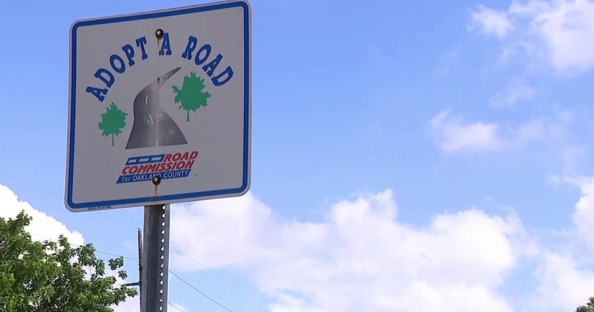 'Voices for Palestinians' Adopt-A-Road signs near Temple Israel removed ...