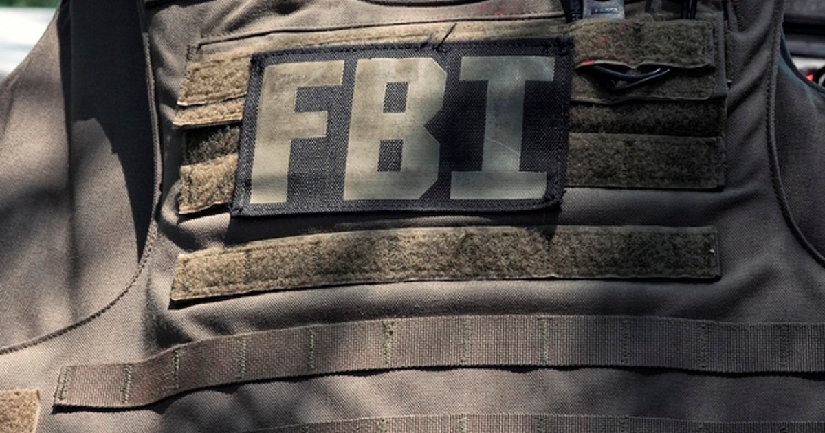 FBI conducts ‘active criminal investigation' in Bridgeview | FOX 32 Chicago
