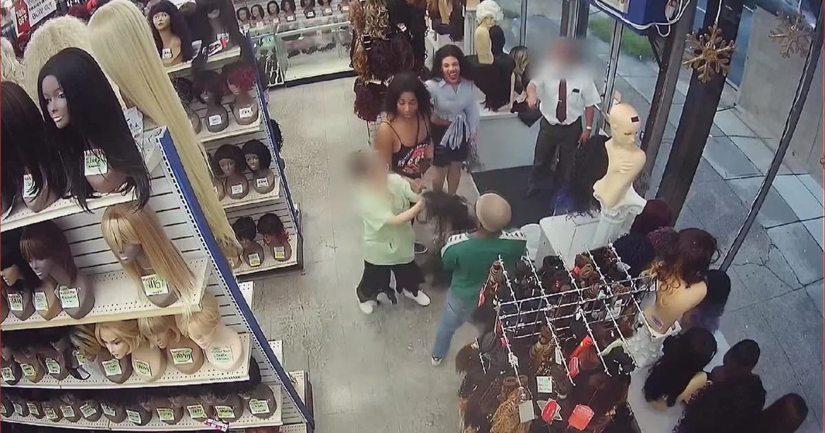 3 suspects attack, pepper spray Silver Spring beauty salon employees ...