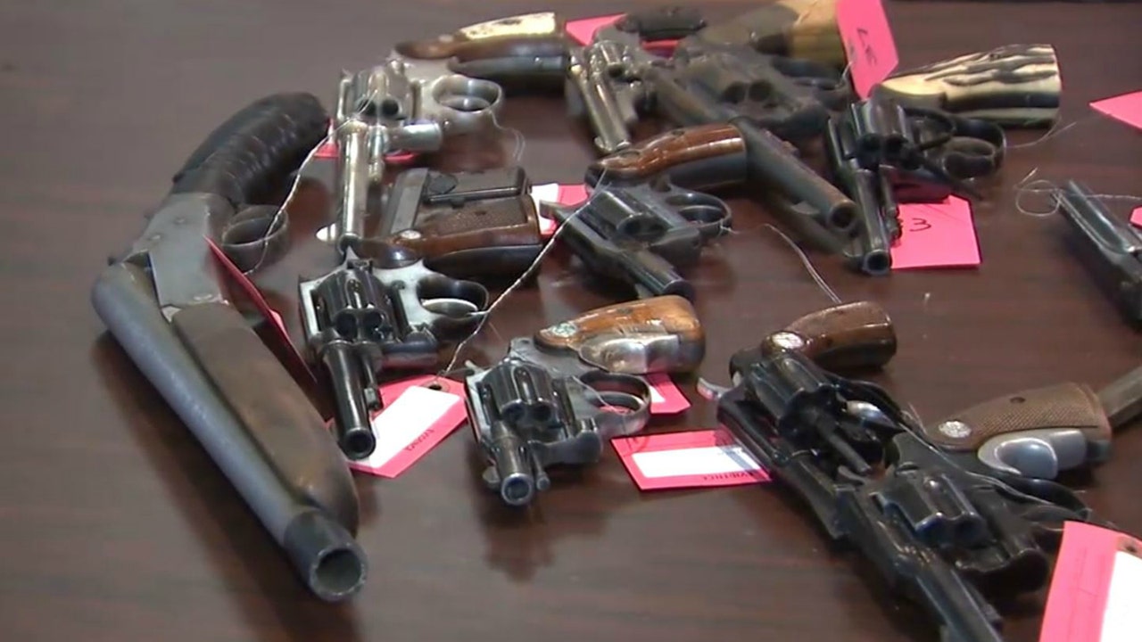 Chicago police to host 'no questions asked' gun turn-in events on ...