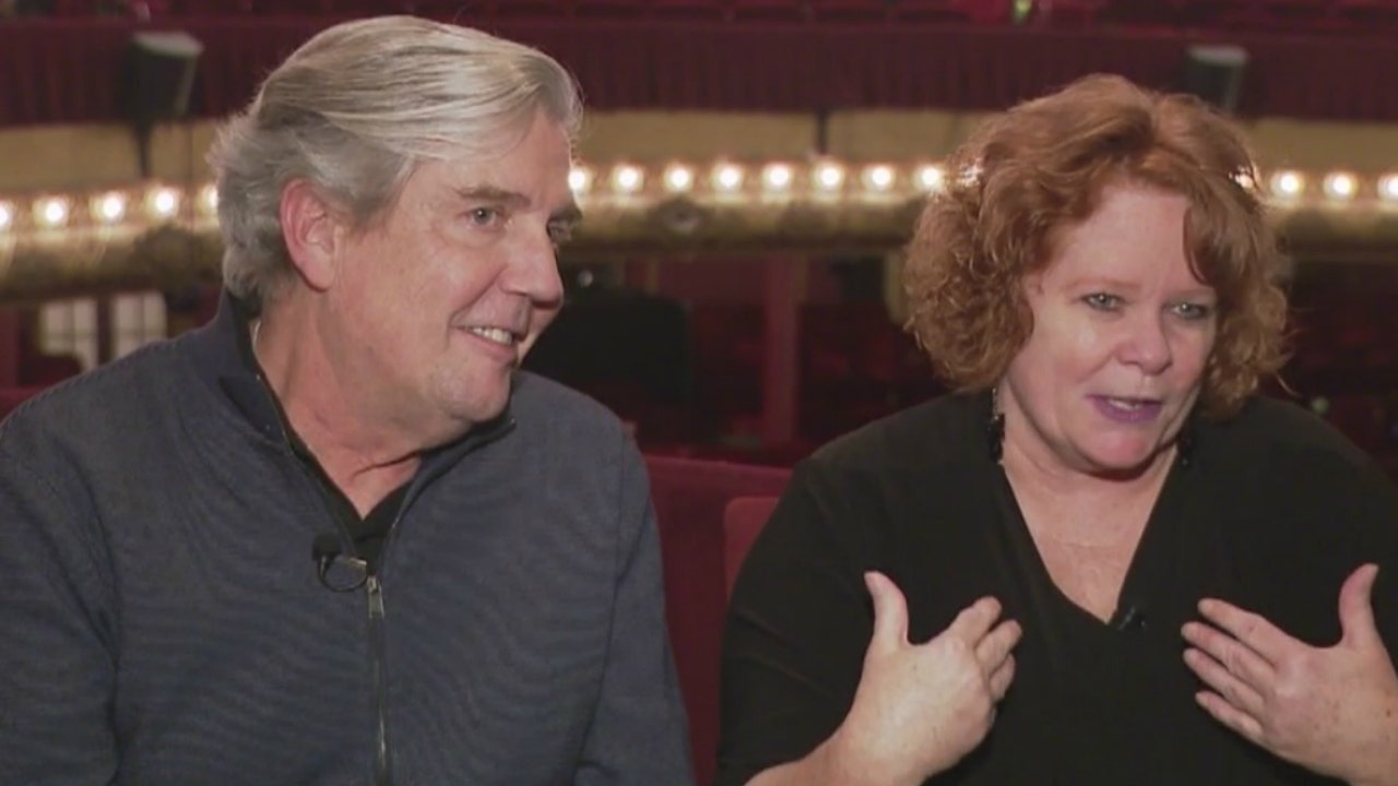 Sign language interpreters help deaf audience members enjoy 'Hamilton ...