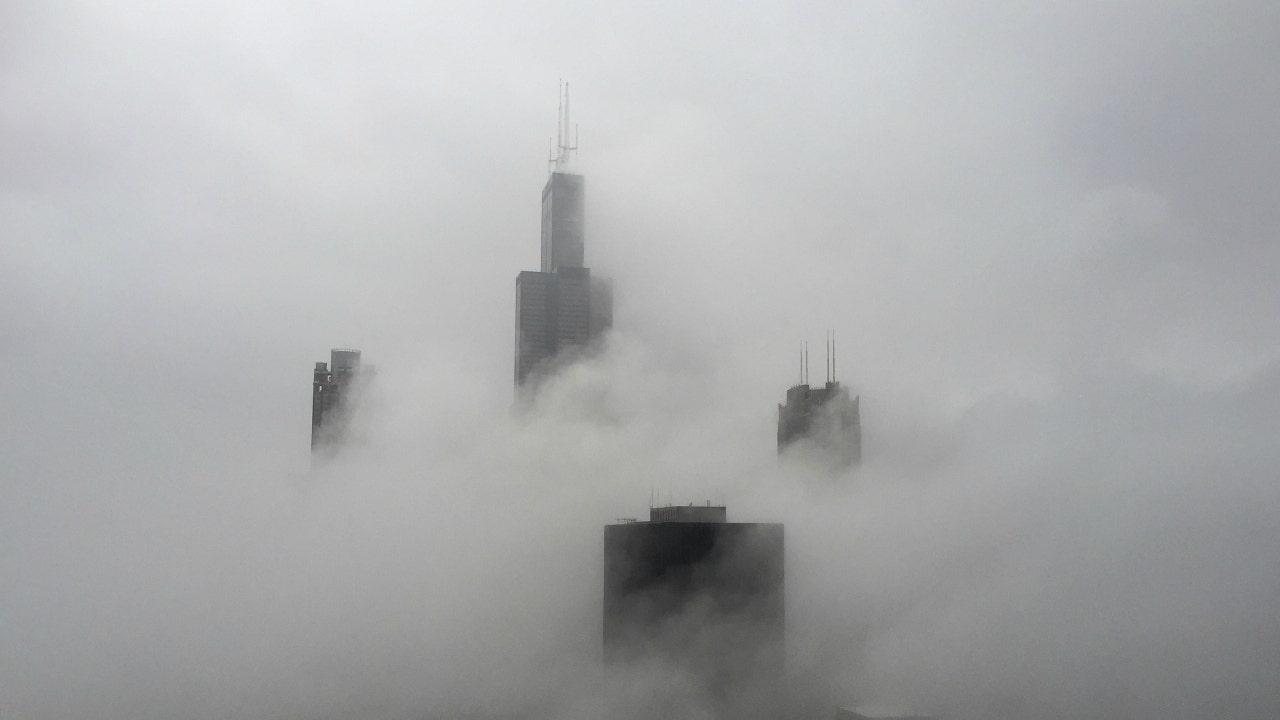 Dense fog, potential flooding in store for Chicago area Tuesday | FOX ...