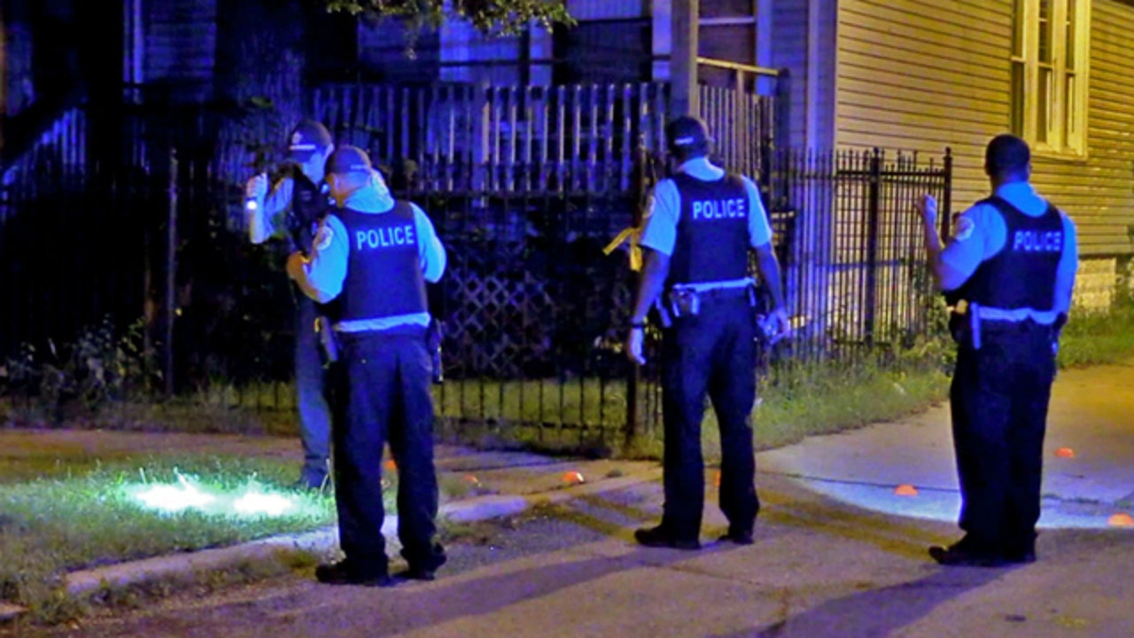 21 shot — 5 killed — Saturday in city gun violence | FOX 32 Chicago