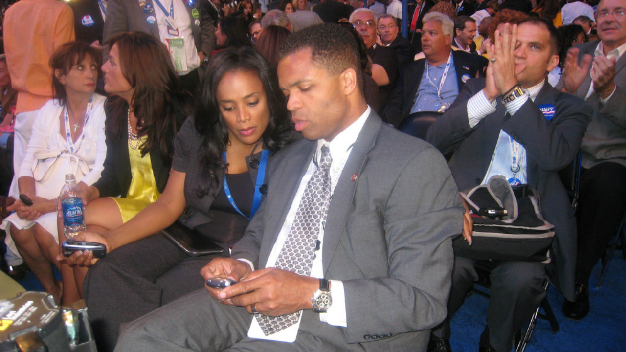 Jesse Jackson Jr. files for divorce from his wife Sandi | FOX 32 Chicago
