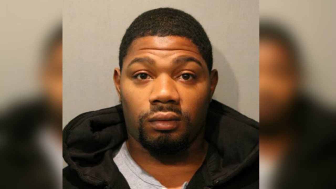 Man Charged In Robbery And Battery Of 94 Year Old Woman Fox 32 Chicago