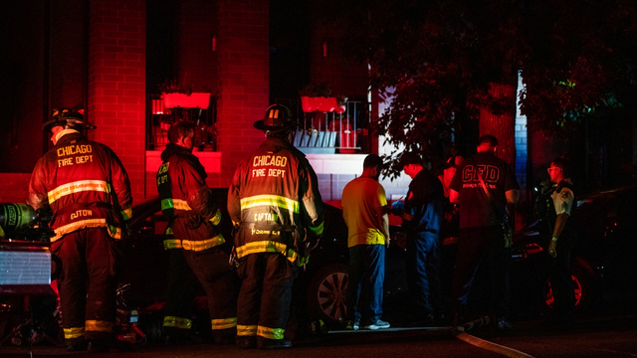 Man killed in Avondale multi-story fire: police Man killed in Avondale multi-story fire: police