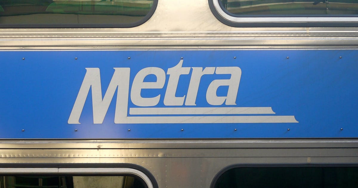 Metra Electric trains temporarily stopped due to vehicle stuck on ...