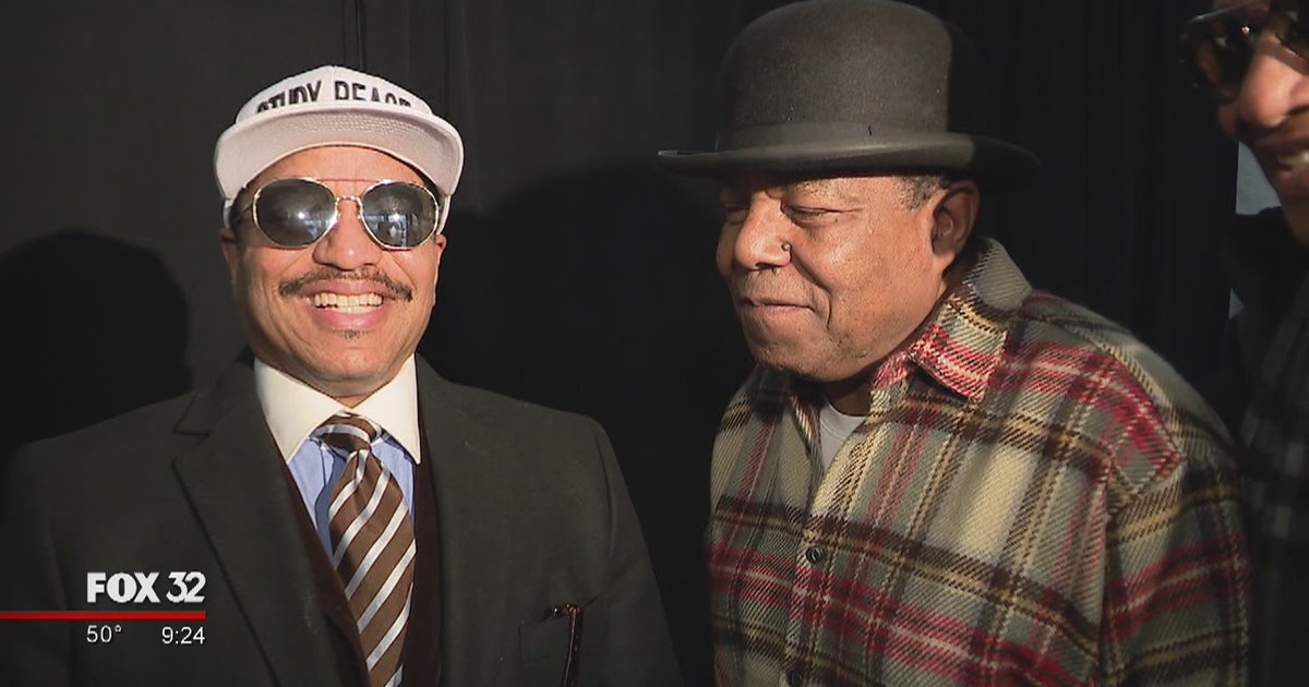 Jackie and Tito Jackson return to Gary, Indiana to tour hometown school ...