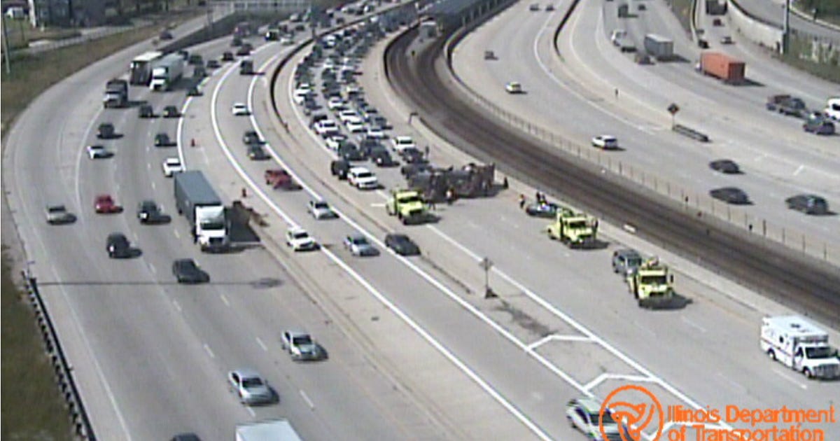 Dan Ryan express lanes open after crash at 43rd | FOX 32 Chicago