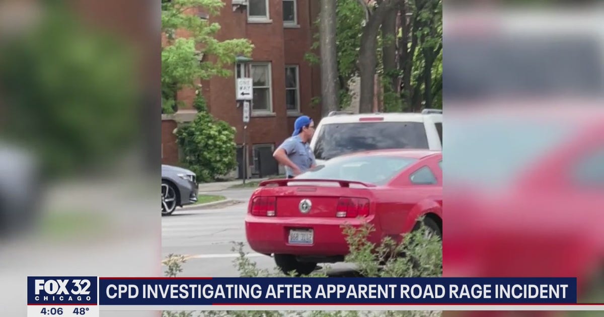 Chicago cop who killed Anthony Alvarez seen on video with gun drawn ...