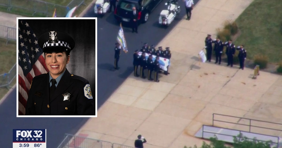 Hundreds pay their respects to Chicago Police Officer Ella French | FOX ...