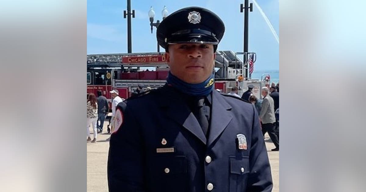Hundreds pay respects to fallen Chicago firefighter at funeral | FOX 32 ...